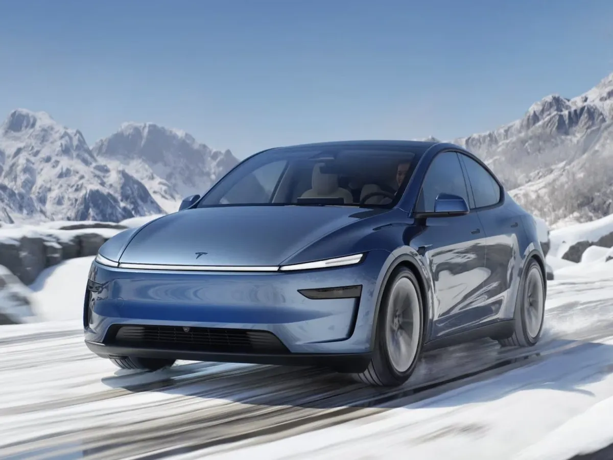 Tesla Model Y (2025) offiziell: Frische Optik und mehr Reichweite